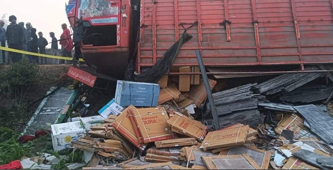 Five Killed as Marble Laden Truck Overturns in Sunsari - NepalverifiedNews